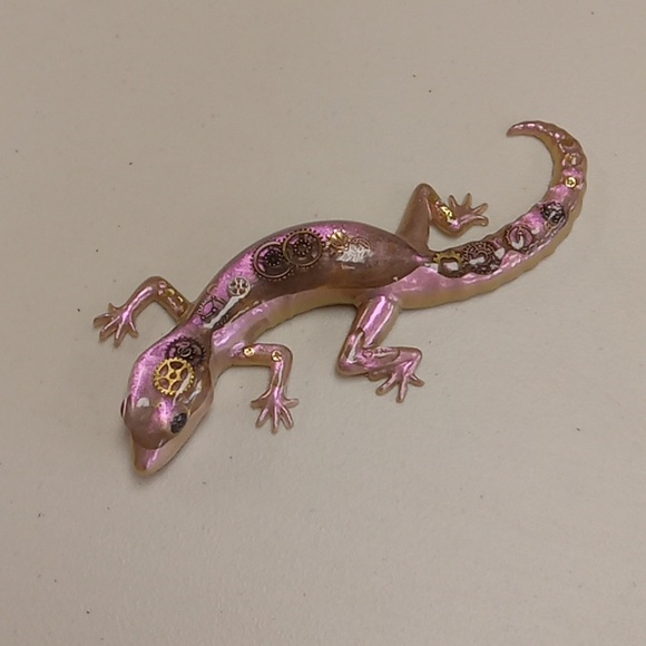 handcrafted | Accents | Handcrafted Resin Steampunk Lizard | Poshmark